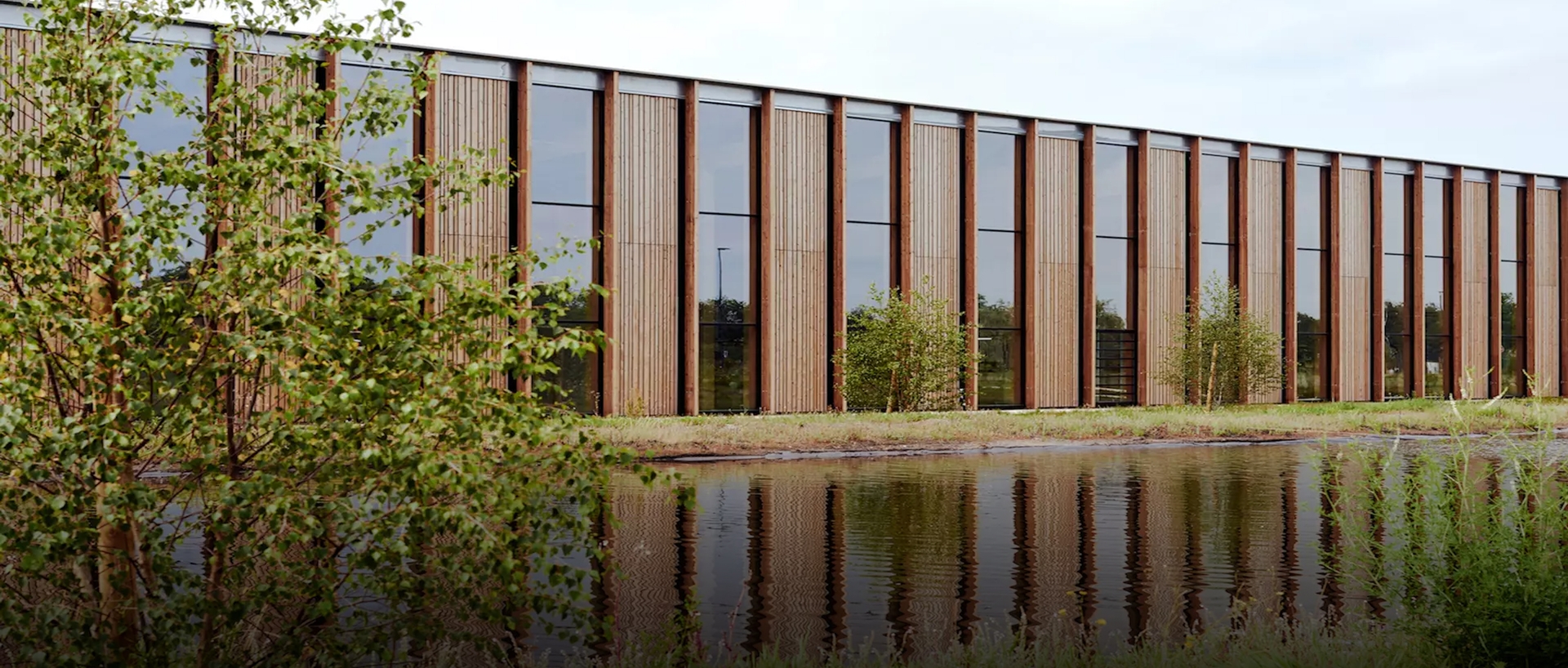 Hermès inaugure sa vingt-quatrième maroquinerie à L’Isle-d’Espagnac ...